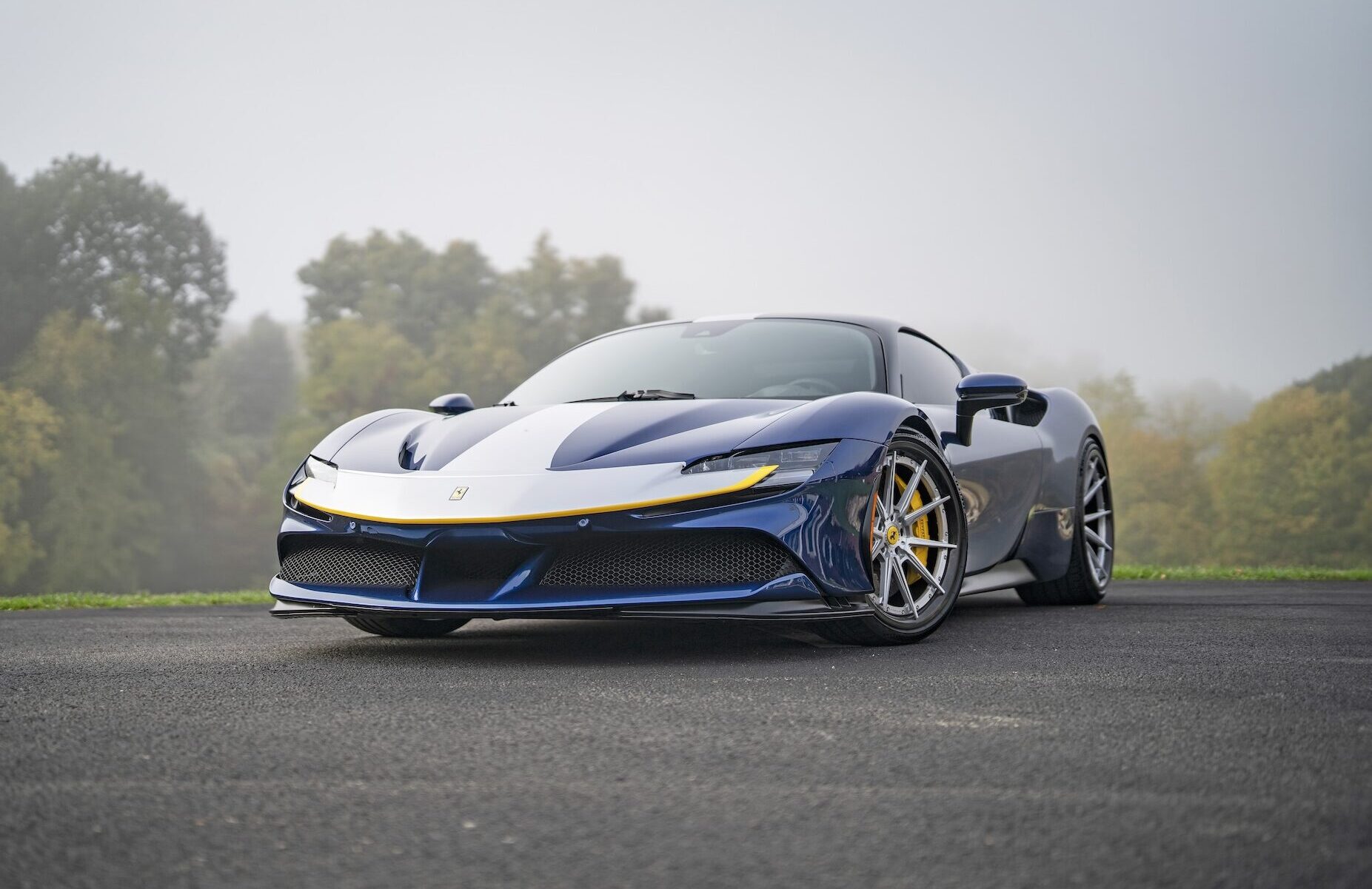 Ferrari SF90 Stradale - SV10 Ultralight Carbon - Strasse Wheels